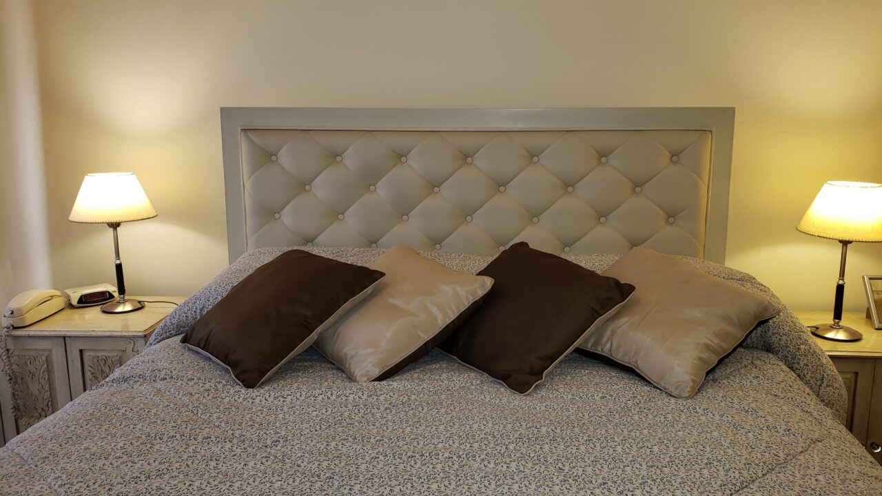 RESPALDO 2 PLAZAS TAPIZADO CAPITONE | mipro